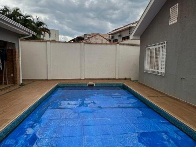 Casa no Jardim Santana por R$ 850.000,00