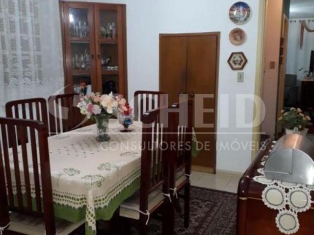Casa no Jardim Suzana, 3 dorms 4 vagas 120m. Excelente localização região de Interlagos