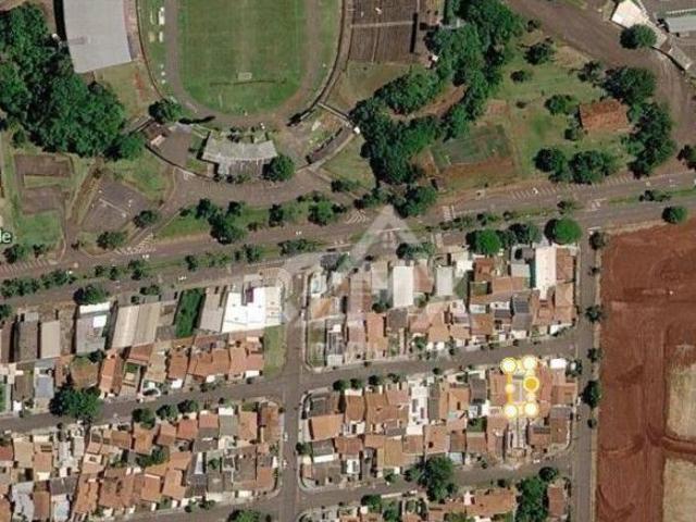 Casa no Jd Alpes com 3 dormitórios à venda, 220 m² por R$ 850.000 Jardim dos Alpes I Londrina/PR