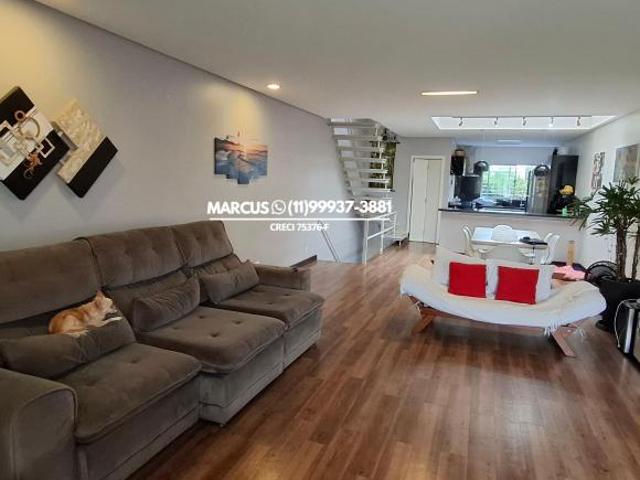 Casa no Jd. Bonfiglioli c/ 3 suítes, 4 vgs cobertas, quintal com lazer