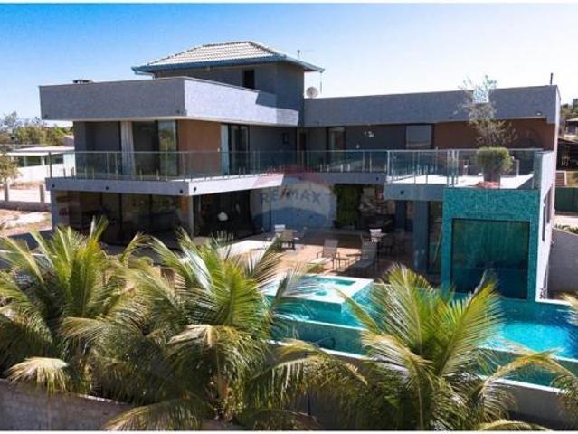 Casa no Lago Corumbá IV Alexânia em Condomínio Fechado
