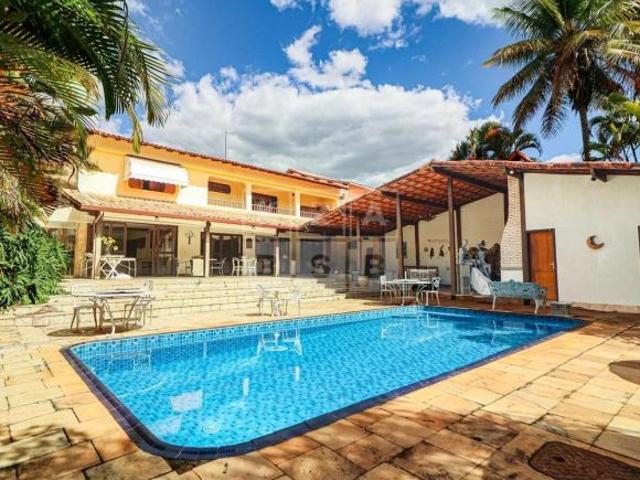 Casa no Lago Sul! 5 quartos 3 suítes Nascente SHIS QI 19