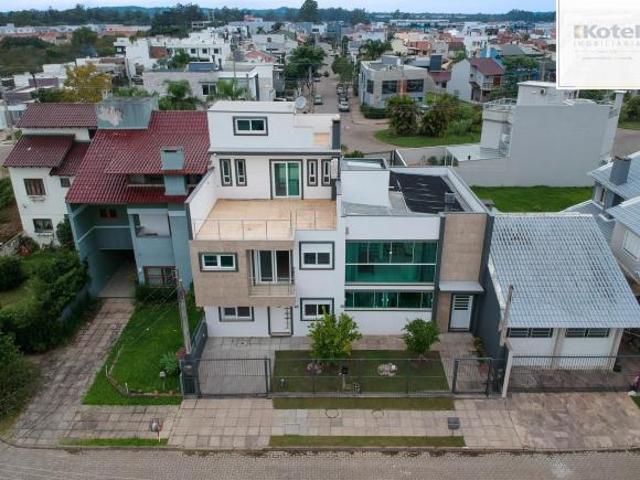 Casa no Lagos de Nova Ipanema com Elevador