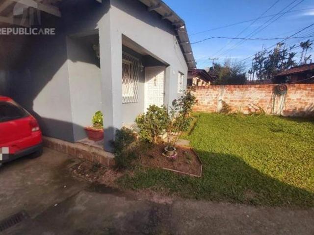 CASA NO LAMI 2 DORMITÓRIOS