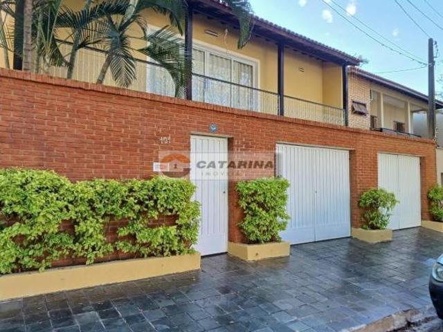 Casa no Paraiso 1, a 2 minutos do Shopping Itu Plaza e Colégio Divino Salvador