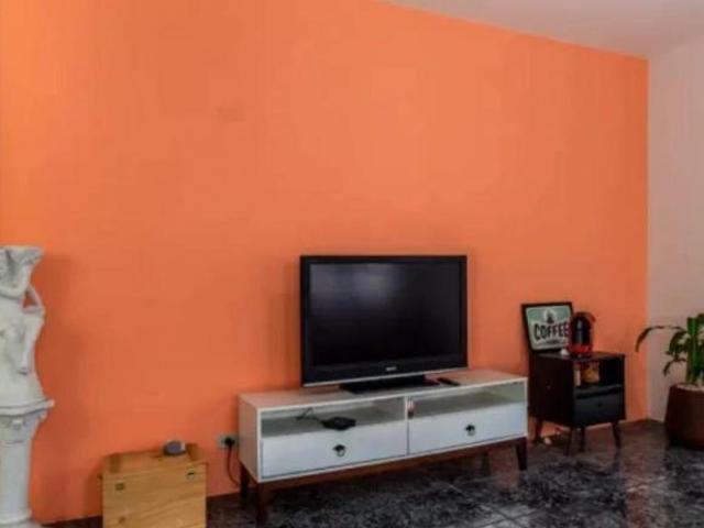 Casa no Parque Continental II 250m2, 4 dorms, quintal, 4 vagas, churrasqueira