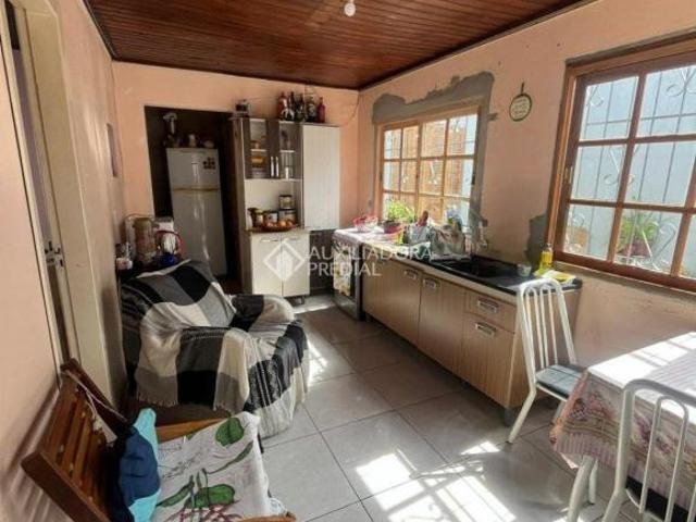 Casa no Parque dos Anjos atras do supermercado Asun 4 quartos
