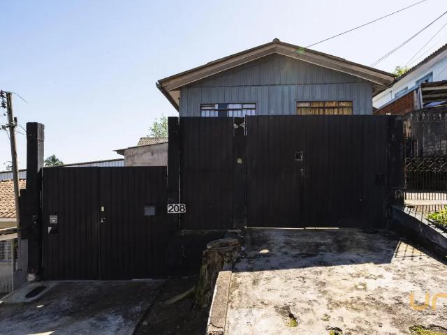 Casa no Pilarzinho de 40 m² com 1 quarto