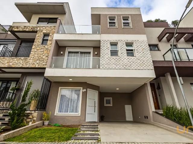 Casa no Pinheirinho de 158 m² com 3 quartos