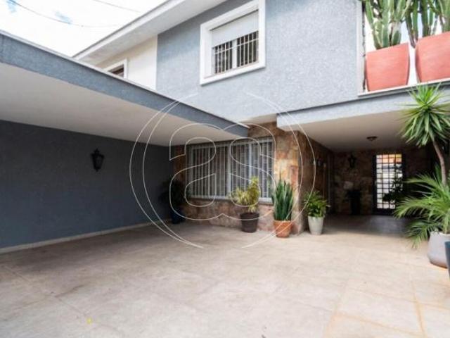 Casa no Planalto Paulista | 175 m² | 3 Suítes | 5 Banheiros | 2 Vagas