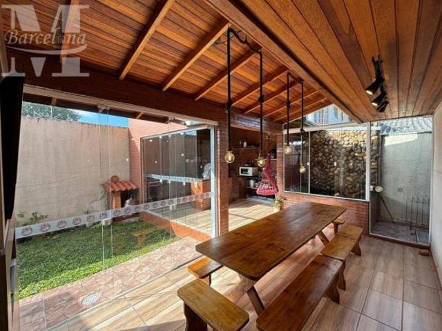CASA NO PORTÃO, COM 6 QUARTOS SENDO 3 SUÍTES, PRÓXIMO DO PALLADIUM E VENTURA. ESPAÇO GOURMET, ARMÁRI