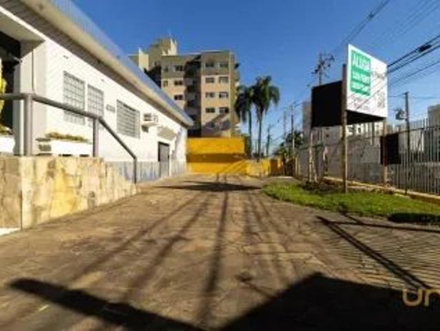 Casa no Portão de 500 m² com 1 quarto