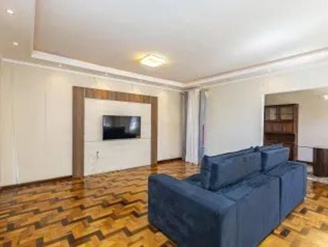 Casa no Portão de 500 m² com 1 quarto