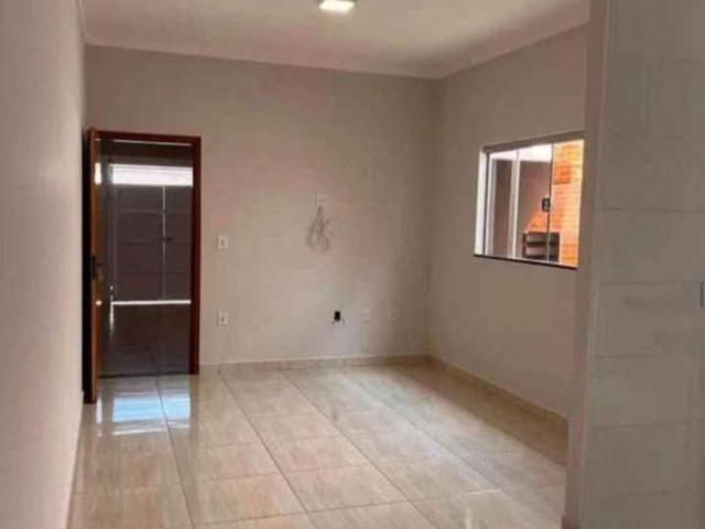 CASA NO PQ ESMERALDA
