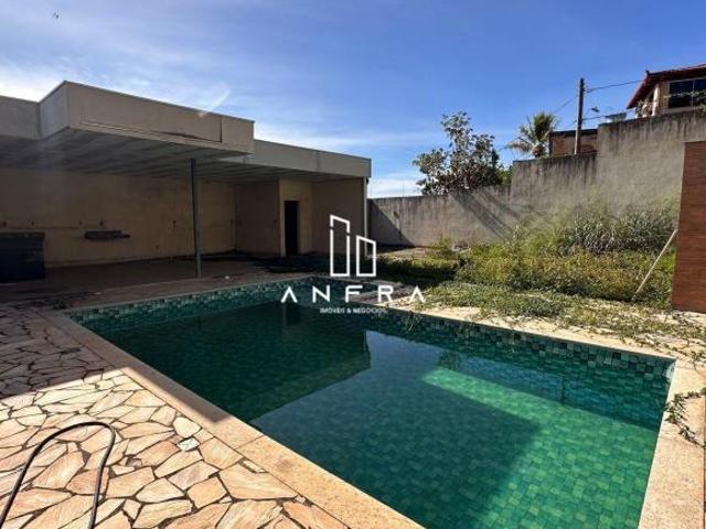 Casa no Quintas da Jangada com spa, piscina e 2 áreas gourmet