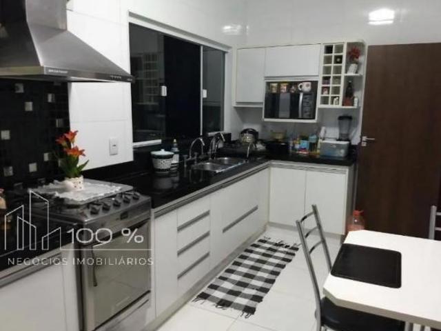 Casa no Recanto Do Lago, São José do Rio Preto SP: 3 Quartos, 3 Suítes, 5 Banheiros e 4 Vagas de Gar