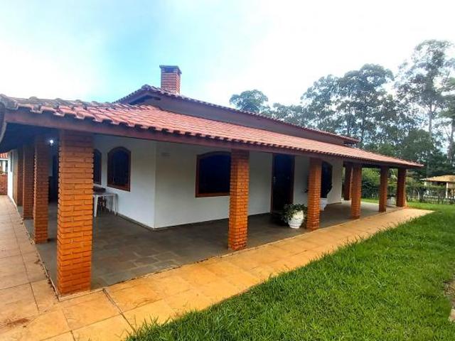 Casa no Resort 4 dorms, 1suíte, 5vagas, 300m², Águas de Santa Bárbara, S.P