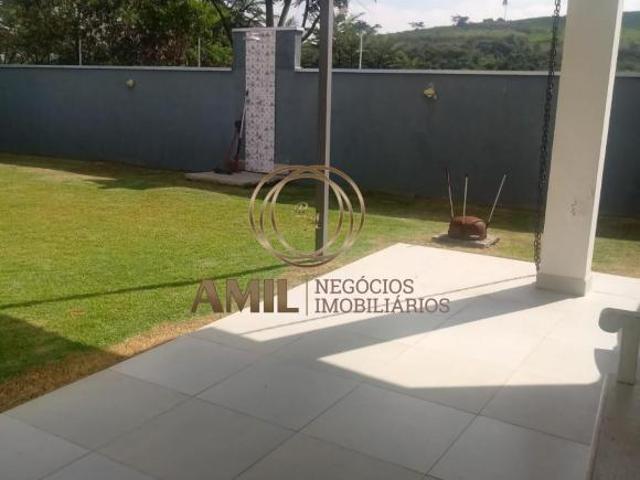 Casa no Residencial Ecopark Bourbon / Caçapava/ 03 dormitórios sendo 1 suite/ 200m²/ Caçapava