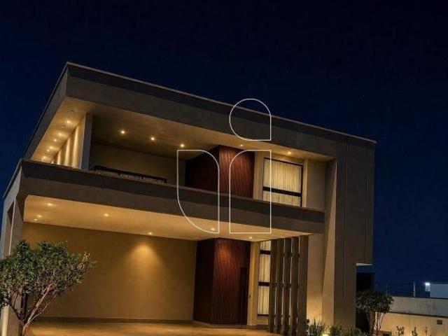 Casa no Residencial Gran Villaggio · 4 suítes · Piscina · Garça
