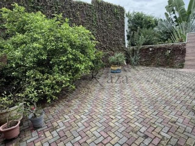 Casa no Residencial Home Club Villa Branca em Jacareí com 4 dormitórios, 135m² condomínio