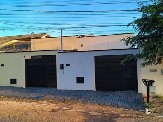 Casa no Residencial Pai Eterno, Trindade – 1 Suíte | 80m²