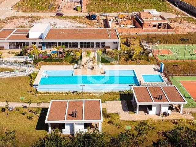 Casa no Residencial Pecan com 236m² e 3 dormitórios Itupeva, SP