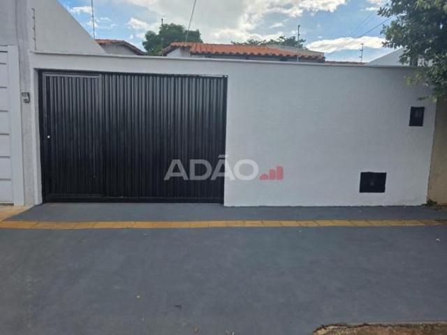 Casa no Residencial Ville de France Casa de Rua com 3 Quarto s à Venda por R$ 350000.00 no setor Re