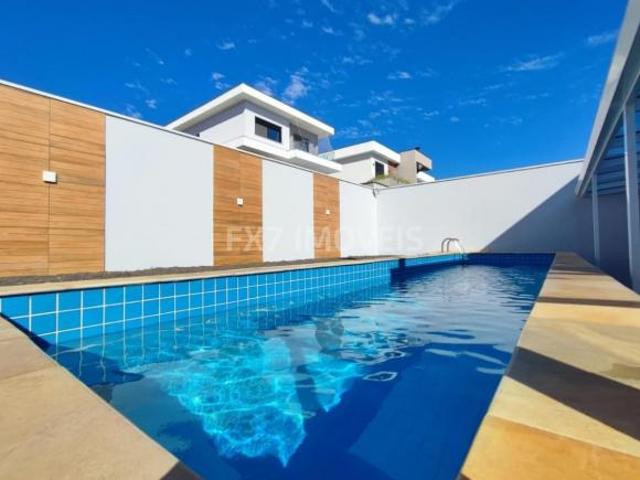 Casa no Swiss Park Campinas com 3 suítes a venda