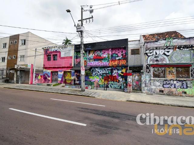 Casa no São Francisco de 330 m²