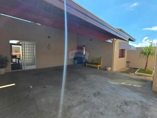 Casa no Santa Barbara, Itapira SP, R$750.000,00, 3 dormitórios 1 suíte, Estuda casa como parte de
