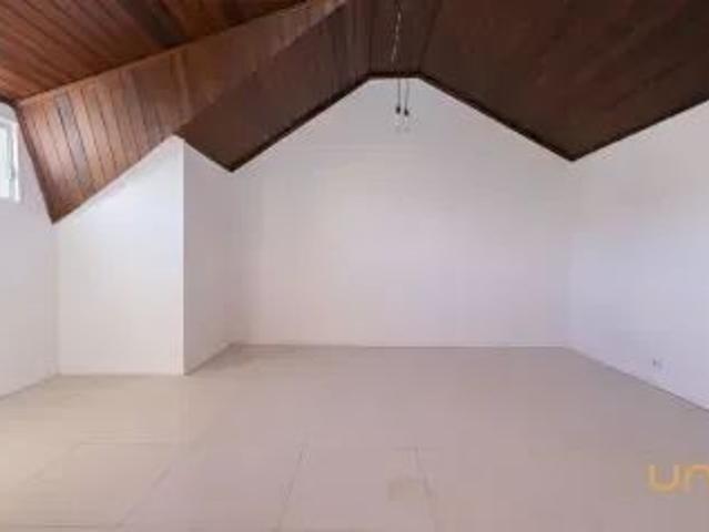 Casa no Santa Felicidade de 134 m² com 3 quartos