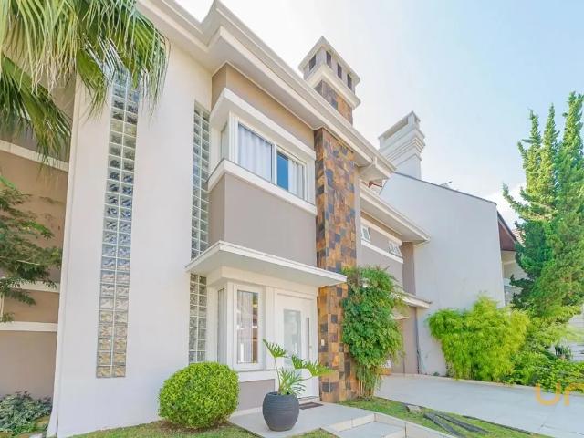 Casa no Santa Felicidade de 402 m² com 5 quartos
