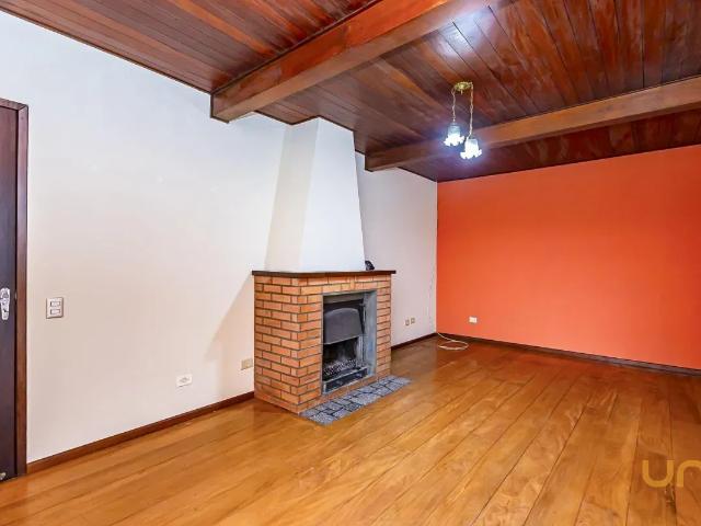Casa no Seminário de 234 m² com 3 quartos