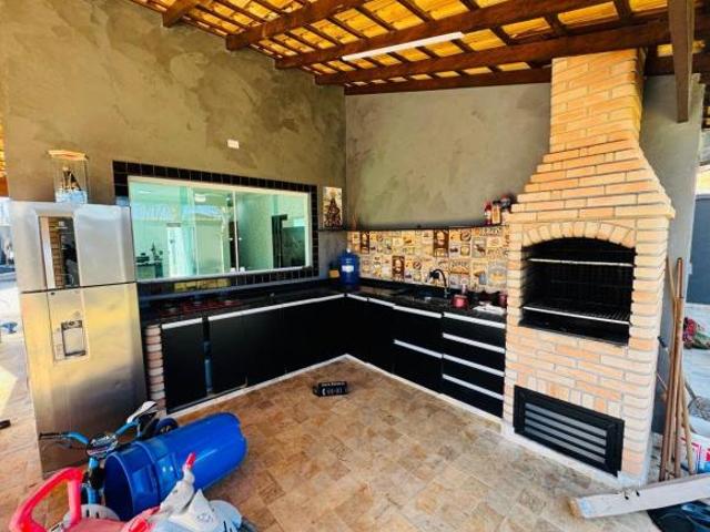 Casa no Tupy com 4 Dormitórios, Piscina e Amplo Terreno – Apenas 500 Metros da Praia