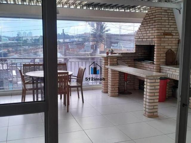 Casa no Taboão da Serra 3 dormitórios, 1 suíte, 3 vagas