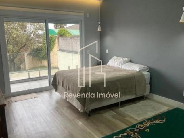 Casa no tarumã com 4 Suítes e com 4 vagas