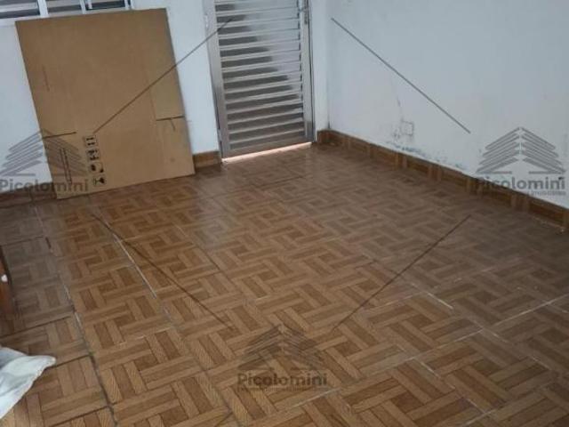 Casa no Tatuapé, com 2 dormitórios, sala,cozinha, lavanderia