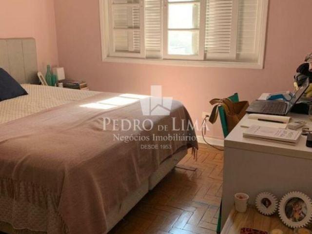 Casa no Tatuapé com 4 quartos e 2 vagas