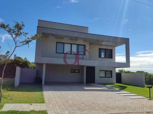 Casa no Terras da Alvorada com Vista Permanente para a Mata e Energia Solar