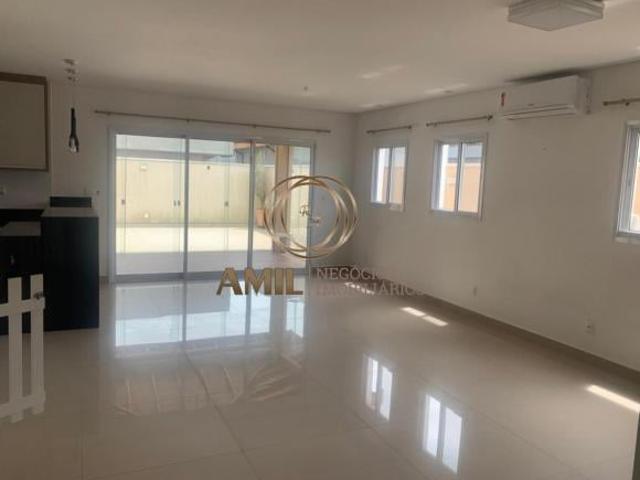 Casa no Terrazzo di Itália de 223m2 com 4 suítes