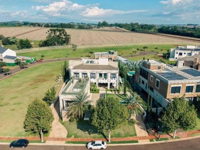 Casa no The Euro Royal de frente pro lago por R$ 18.000.000 Londrina/PR