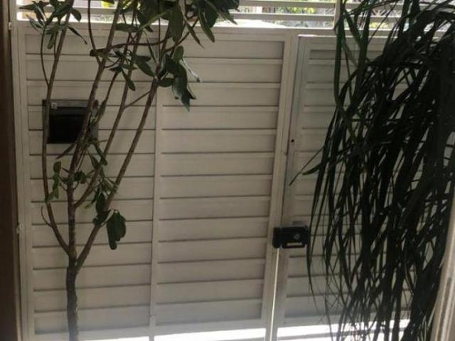 CASA NO TRADICIONAL BAIRRO DA MOOCA