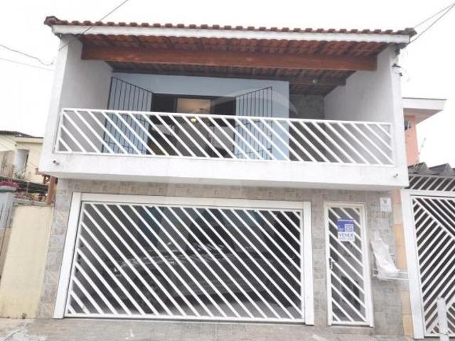 Casa no Tremembé com 3 Dormitórios e Quintal ? Amplitude e Localização Privilegiada