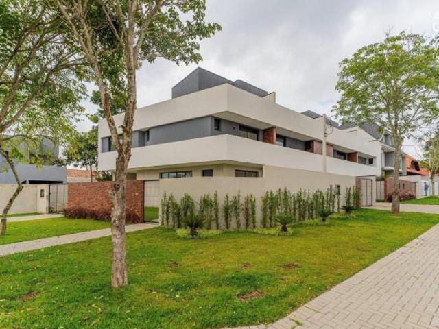 Casa no Valli Del Pasubio |||, 03 Suítes, 02 Vagas, Terraço com churrasqueira, São Braz, Curitiba