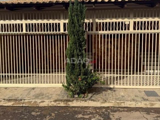 Casa no Vila Bela Casa de Rua com 3 Quarto s por R$ 750000.00 no setor Vila Bela IN35134