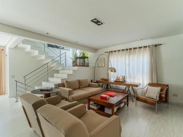 Casa no Villaggio Verde, 04 Quartos, 04 Vagas, Piscina Privativa, Santa Felicidade, Curitiba