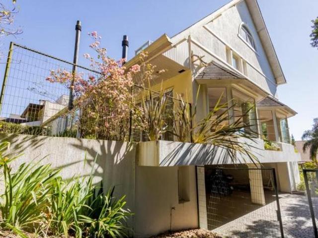 Casa no Vista Alegre, de 534,89m², com 4 quartos, Condominio Greenwood Residence