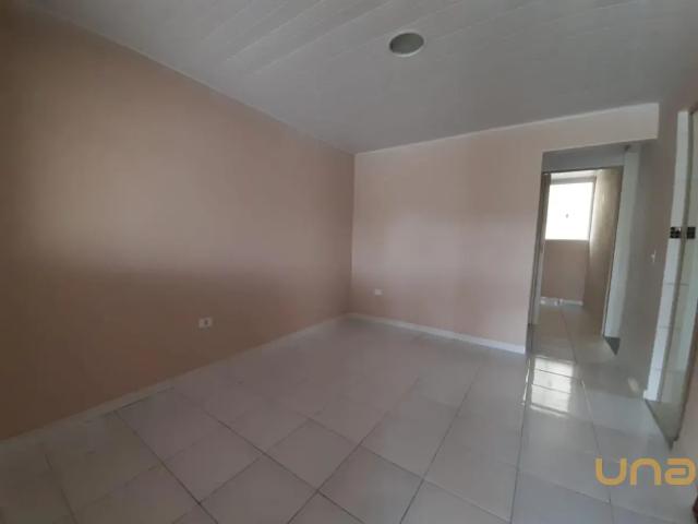Casa no Xaxim de 70 m² com 2 quartos