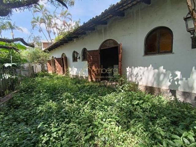 CASA NOBRE NO MORUMBI/ CIDADE JARDIM, 5 QUARTOS, 4 SUÍTES, 5 VAGAS. PODENDO CONSTRUIR CONDOMÍNIO