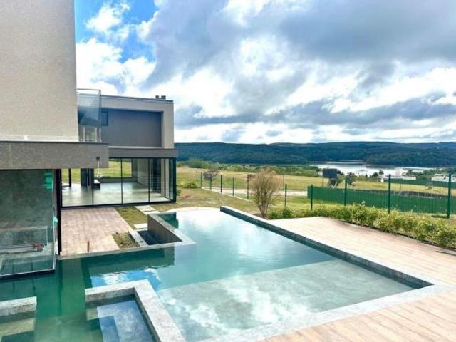 Casa Nobre Nova Mobiliada Automatizada Ar Condicionado Situada No Condominio Porto Fino Piedade